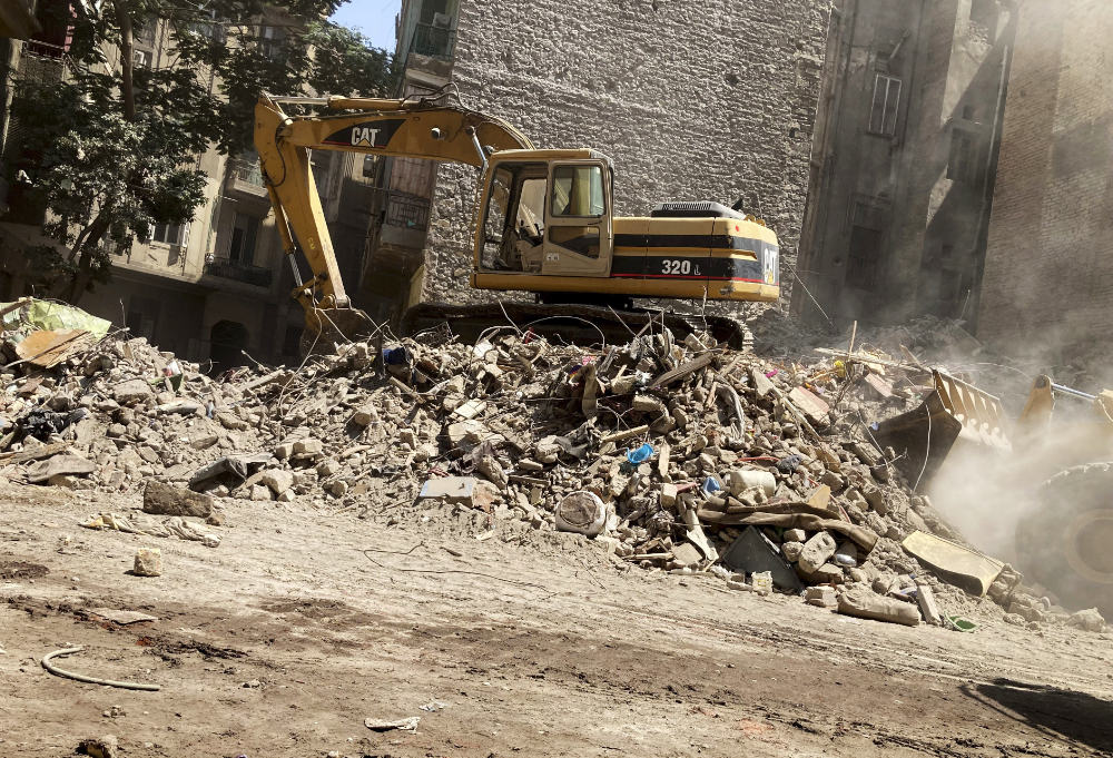 Cairo building collapse kills family of six | The Foreign Code